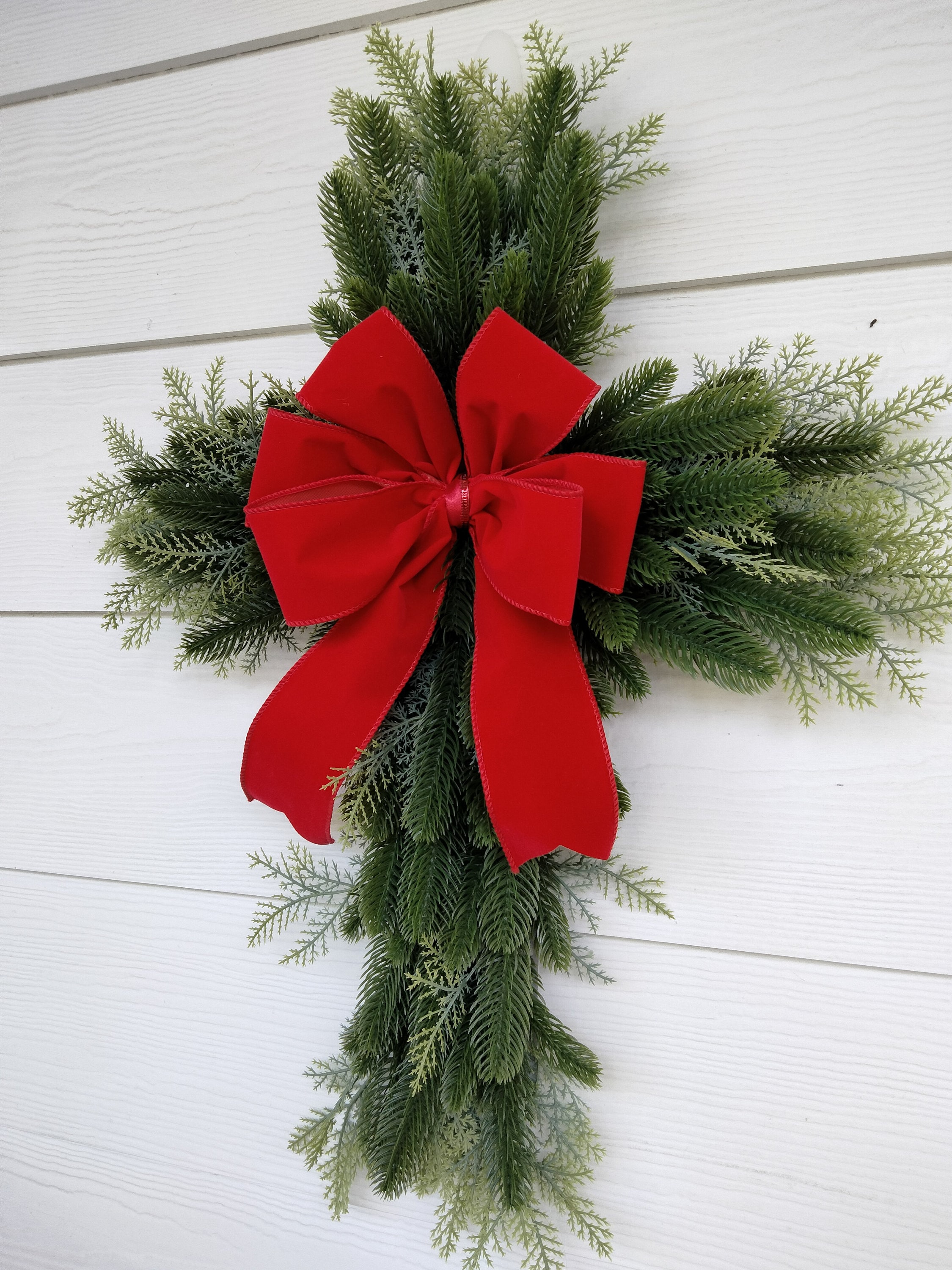 Christmas Cross Wreath, Cross Wreath, Evergreen Cross Wreath, Religious ...