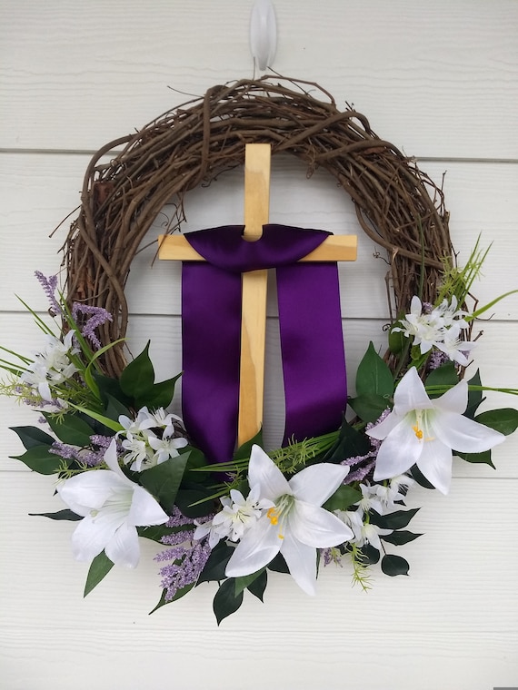 Holy Week Wreath What Your Holy Week Tenderly Needs: Meaningful