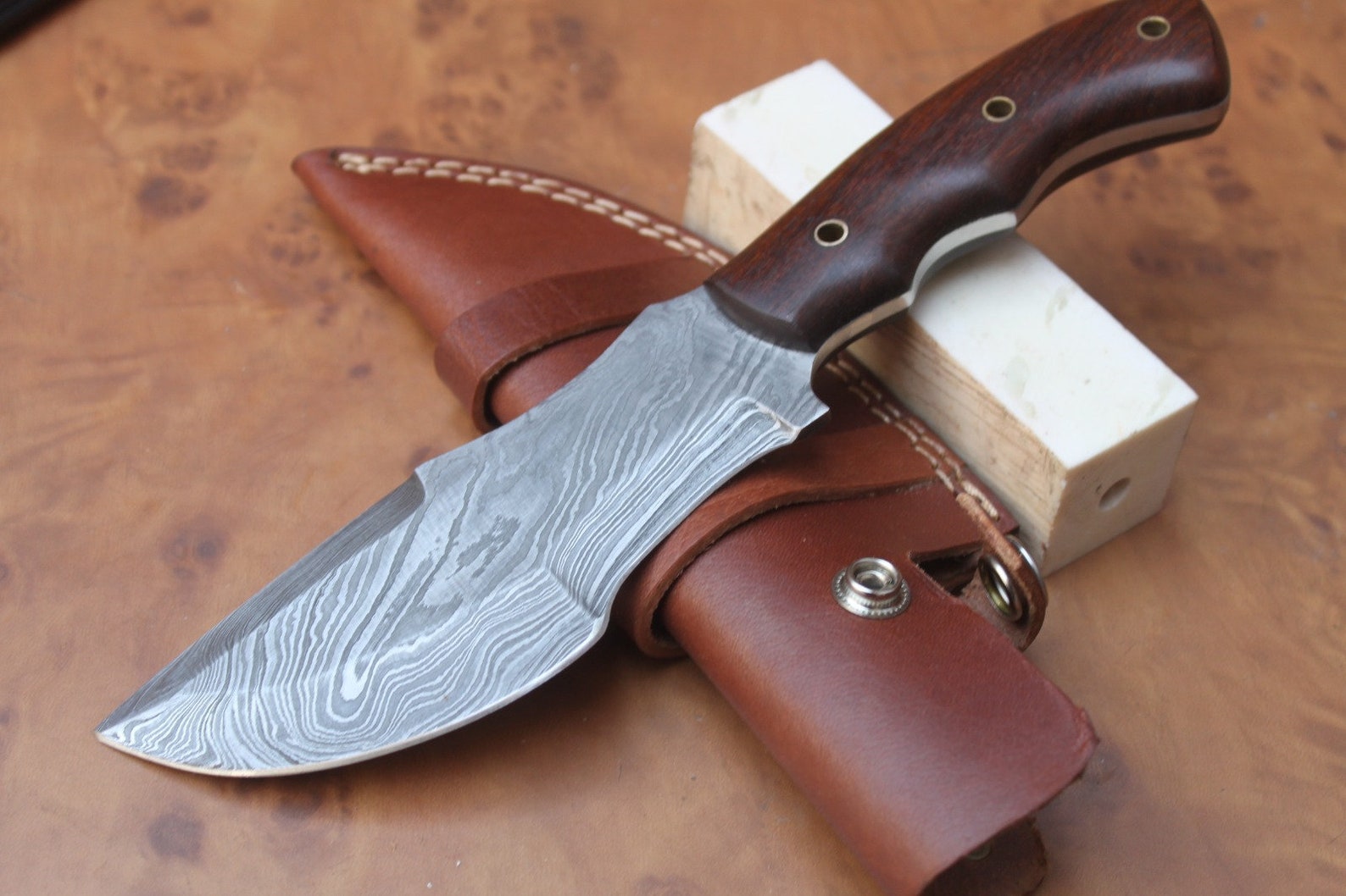 Damascus Blade Tracker Knife With Walnut Wood Handle SH-10 - Etsy