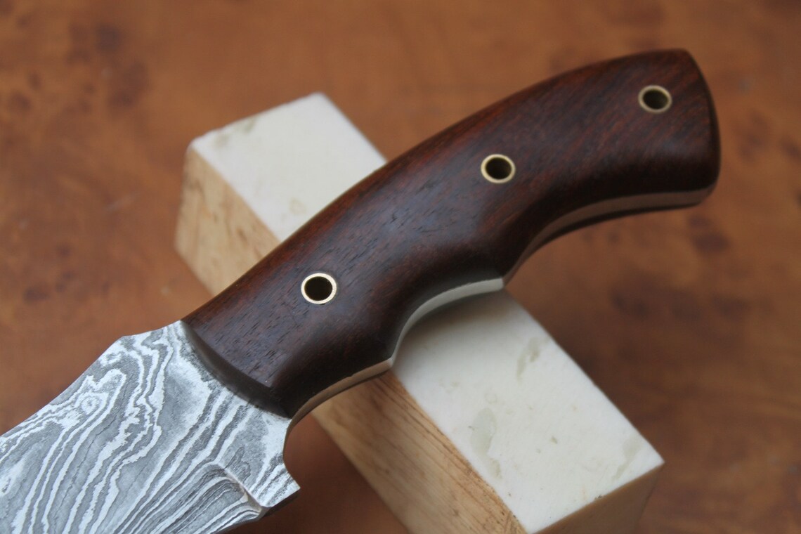 Damascus Blade Tracker Knife With Walnut Wood Handle SH-10 - Etsy