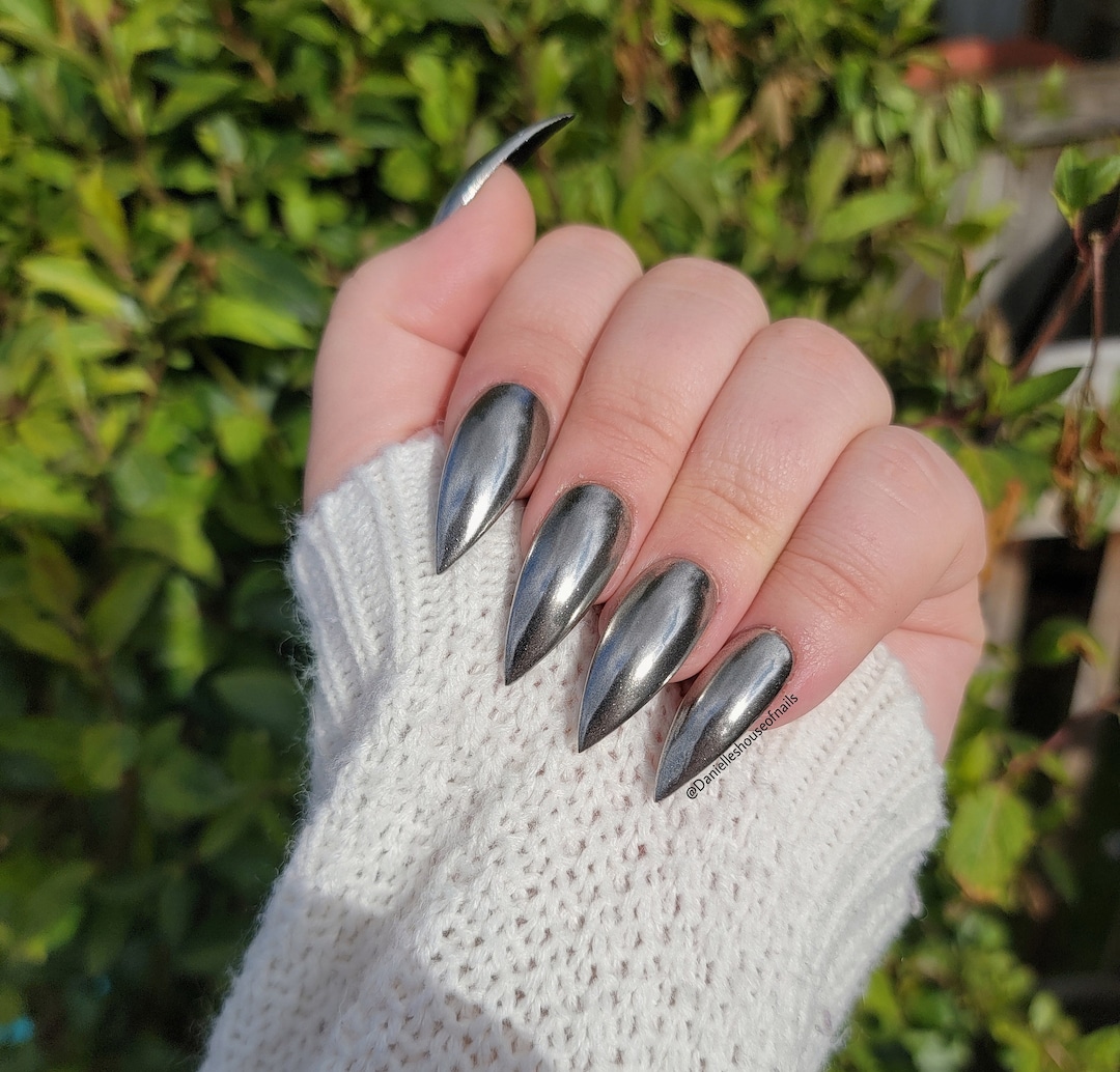 Silver Metallic Nail Polish