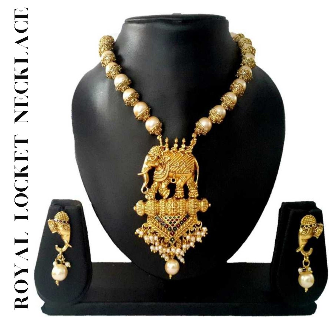 Indian Wedding Bridal Jewelry, Gold Locket Necklace Set, Handmade ...