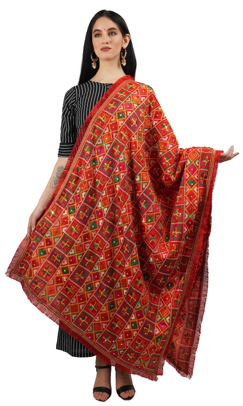 Hand Embroidered Phulkari Dupatta With Mirror Work, Phulkari for All ...