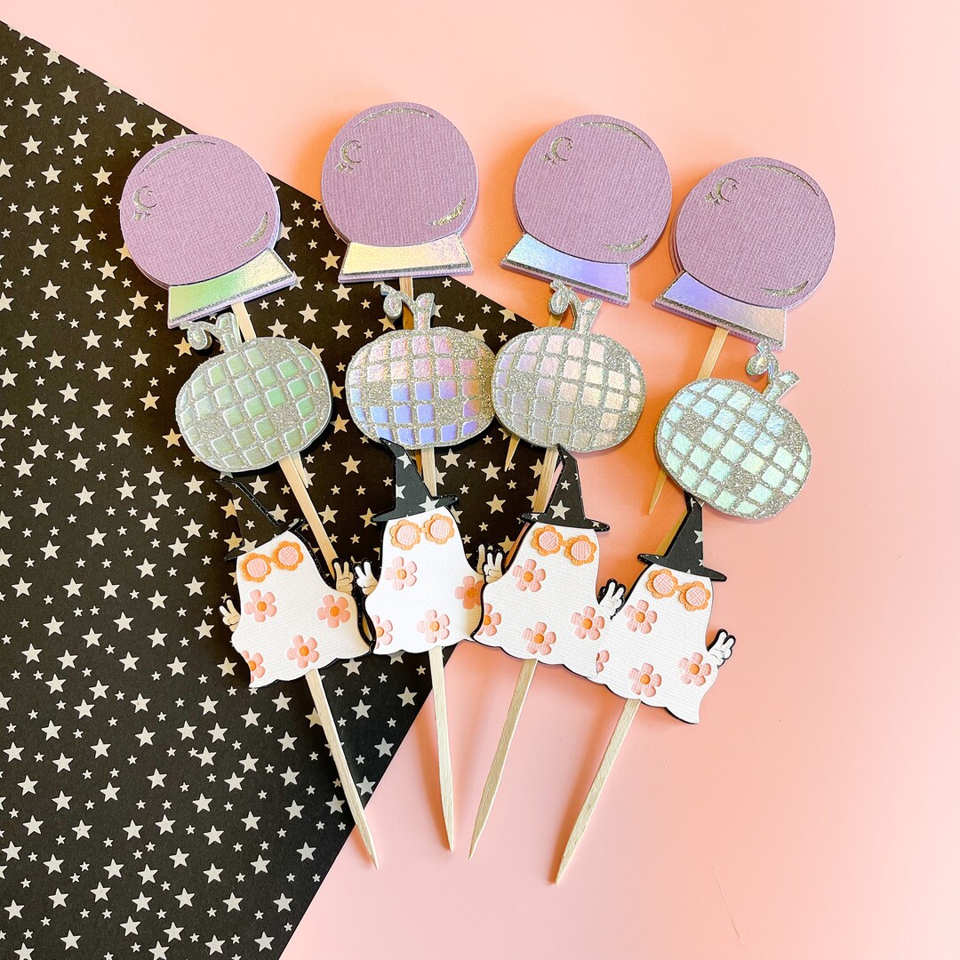 Daisy Hippie Party Decor Bundle - Retro Halloween Theme With Groovy ...