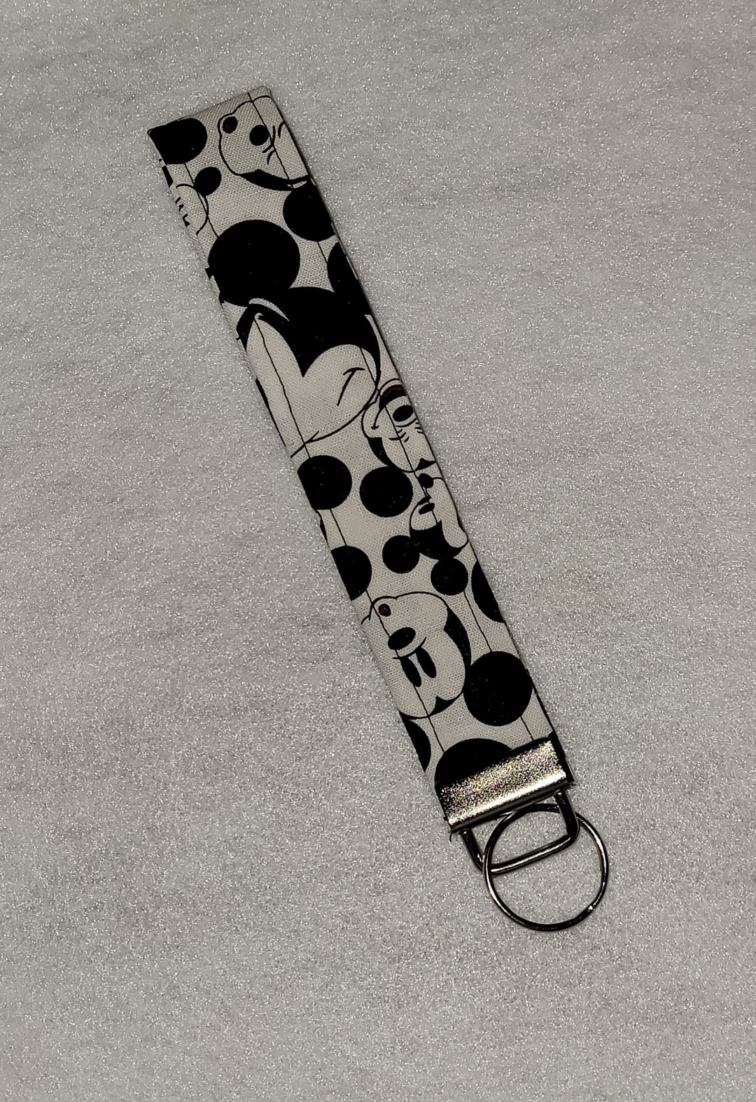 Mickey Mouse Head Keychain/ Wristlet /key Fob/ Car Accessory - Etsy
