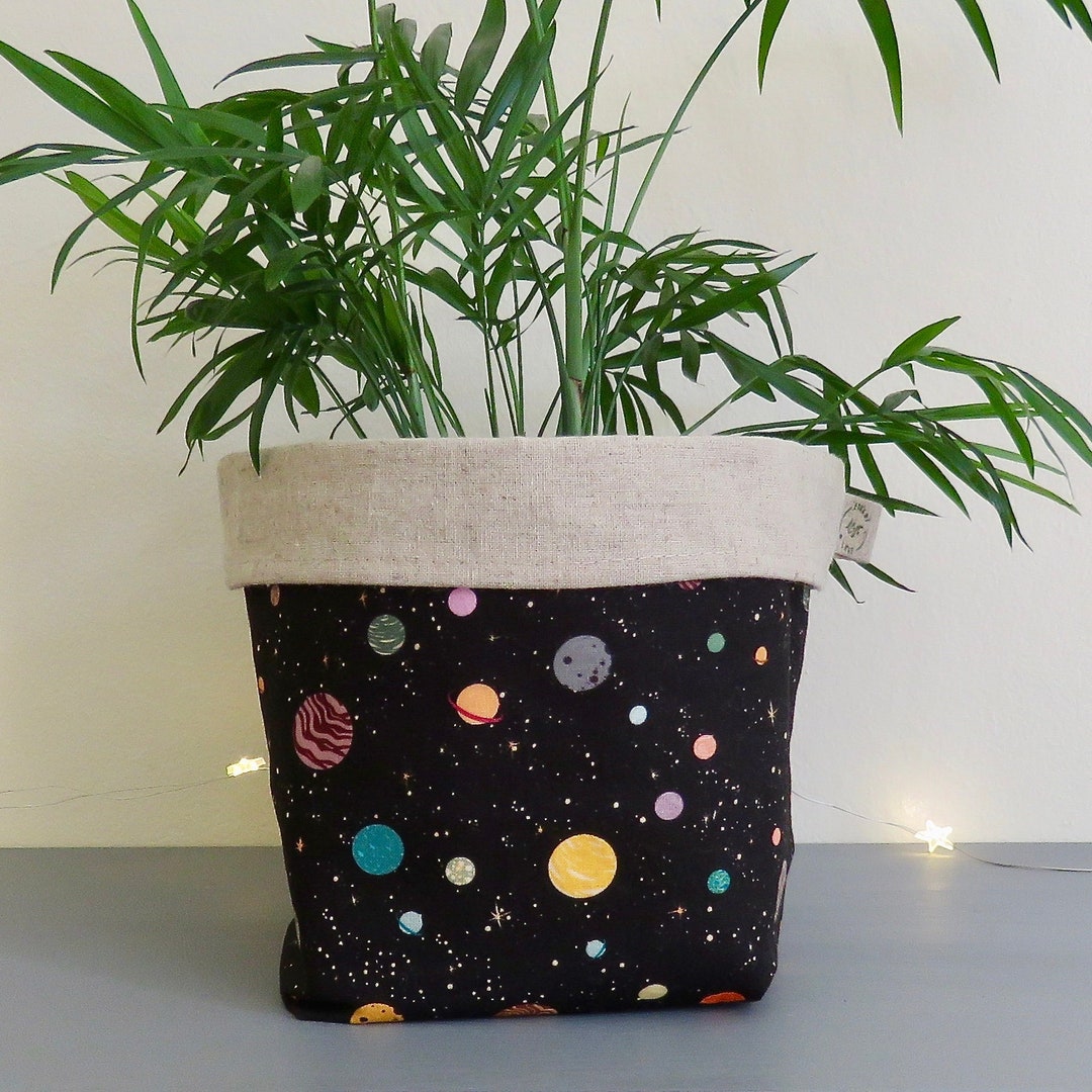 Space Plant Pot Cover, Planets Planter, Plant Gifts for Birthday Men ...