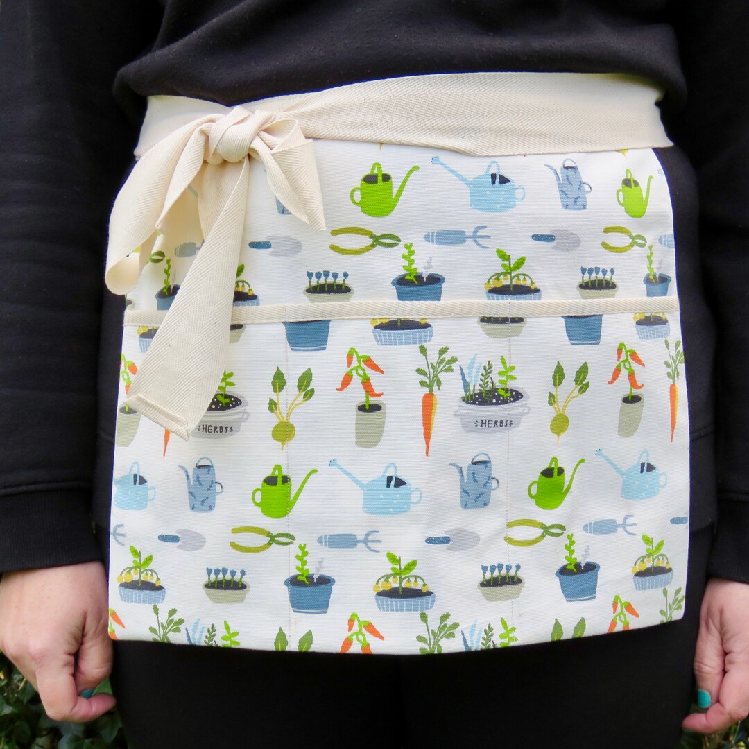 Gardening Apron, Gardening Gift for Women, Gardening Birthday Gift for ...