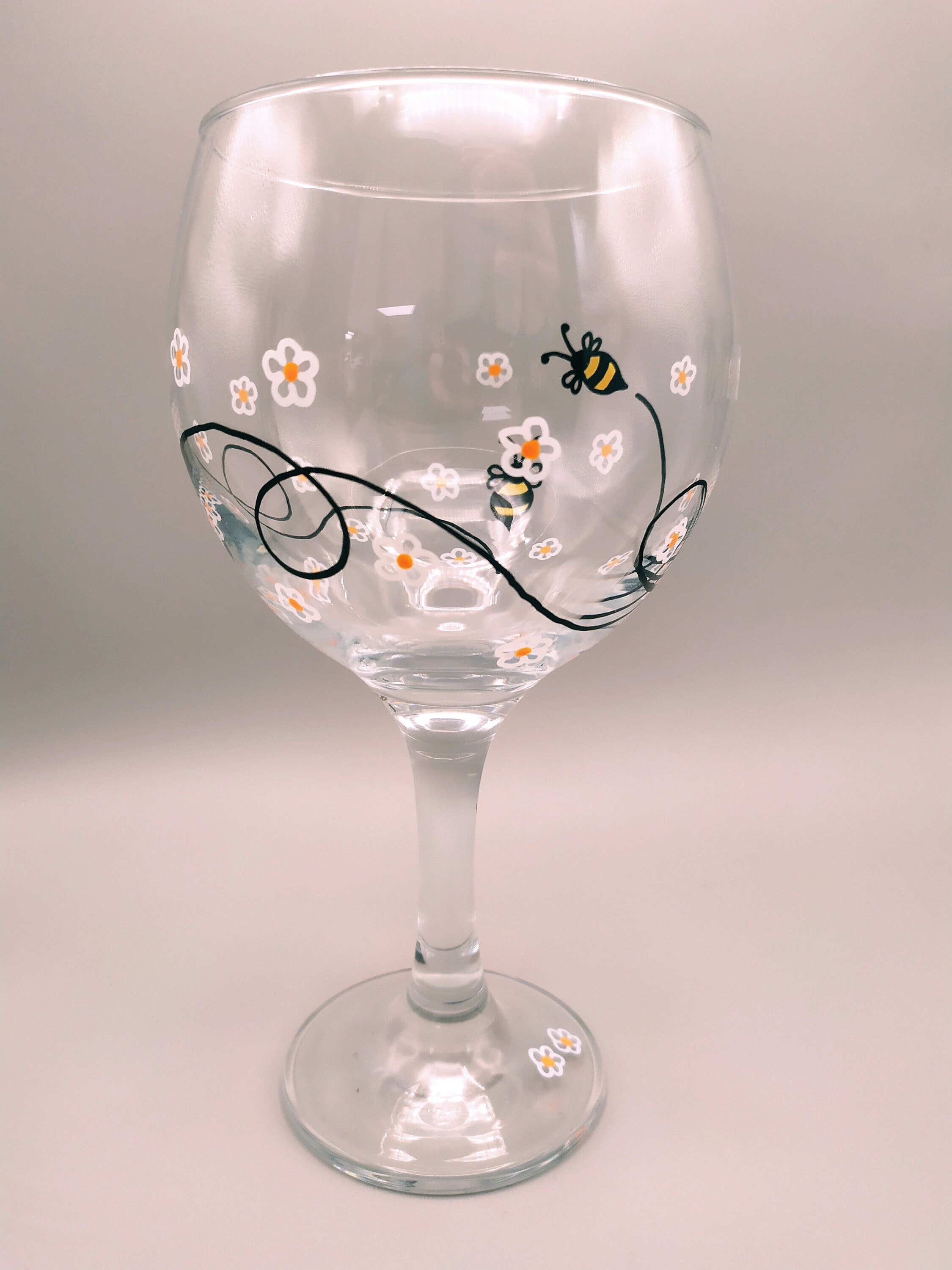 Bumble Bee Gin Glass: Hand Painted Christmas Present - Etsy UK