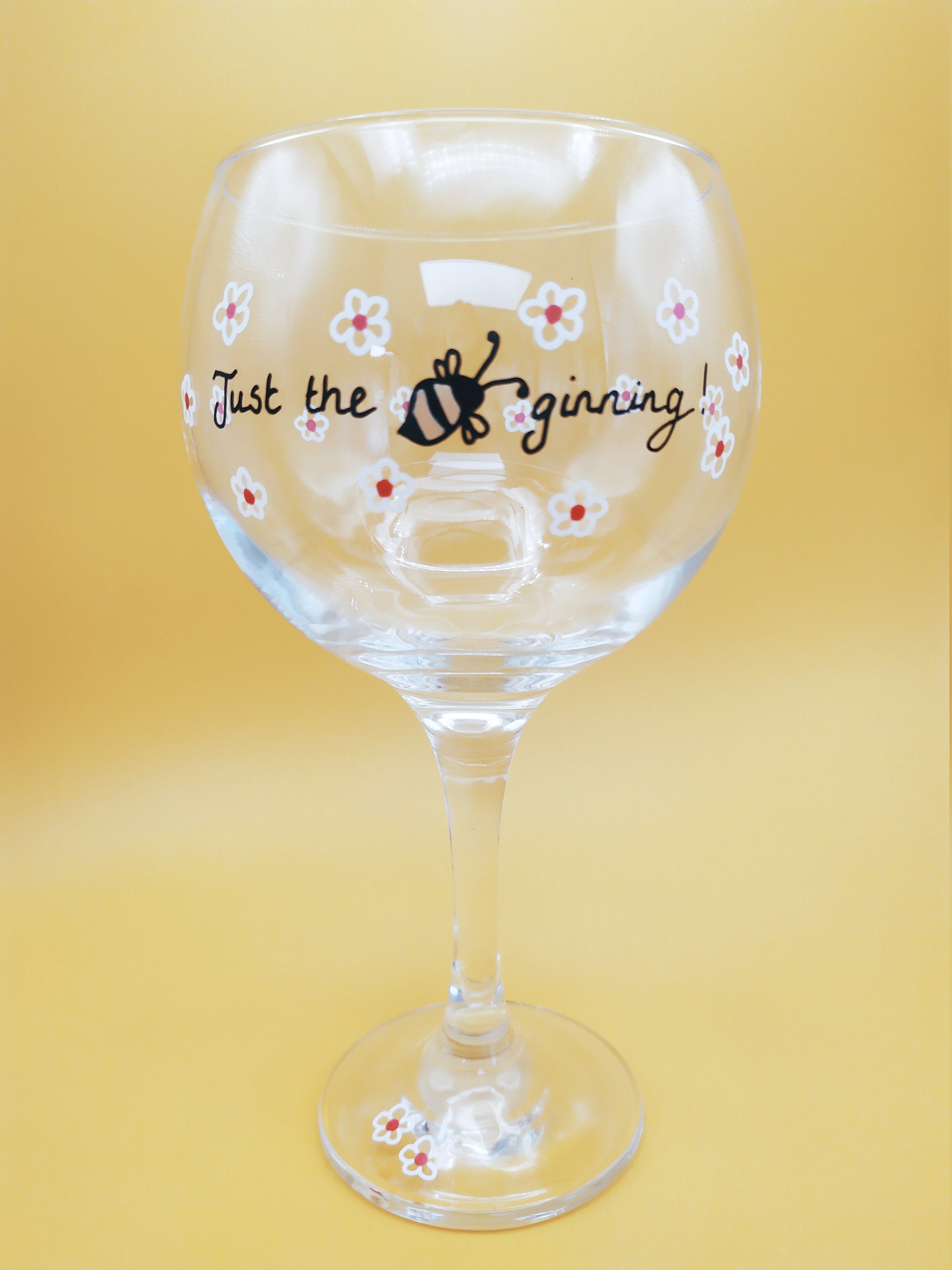 Just the Bee-ginning Bumble Bee Gin Glass G&T Time Hand - Etsy UK