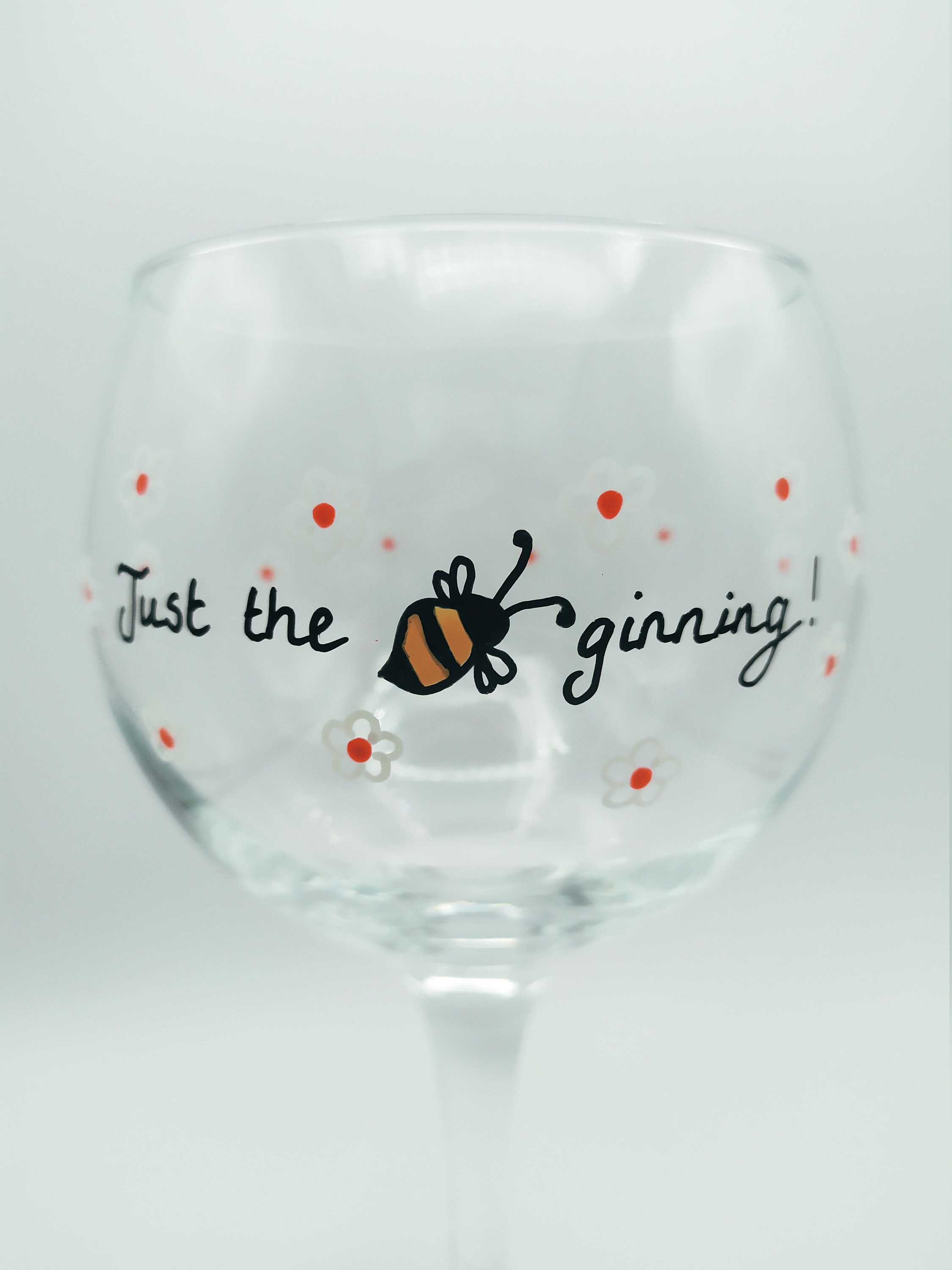 Just the Bee-ginning Bumble Bee Gin Glass G&T Time Hand - Etsy UK
