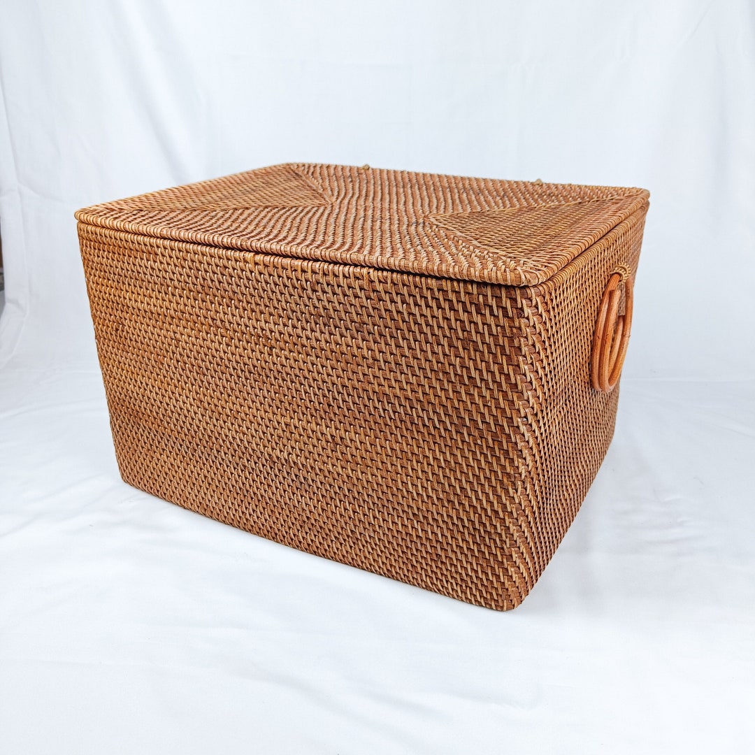 Large Brown Hand Woven Rattan Storage Basket With Lid and Side Round ...