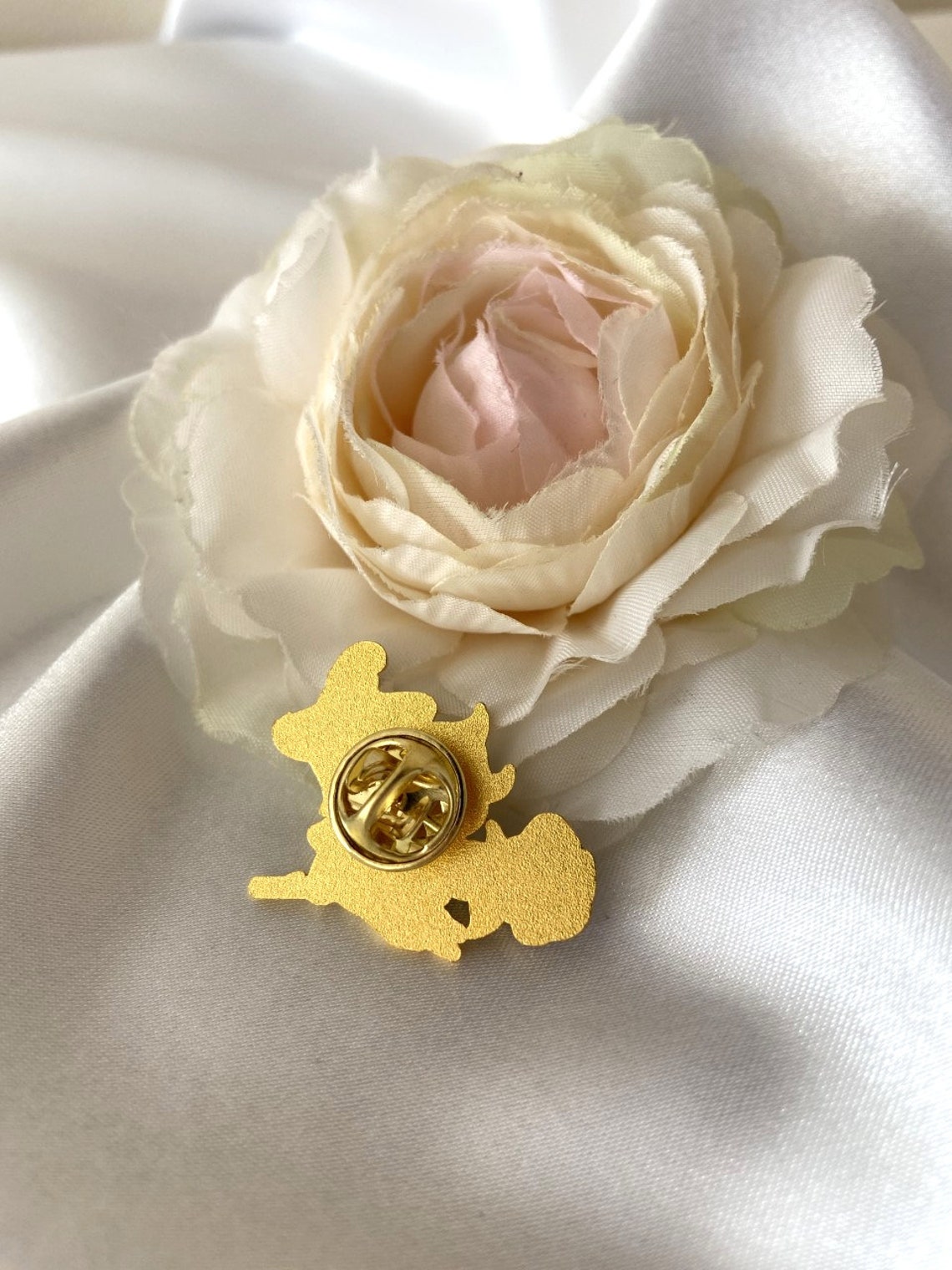 Witch Enamel Pin - Etsy