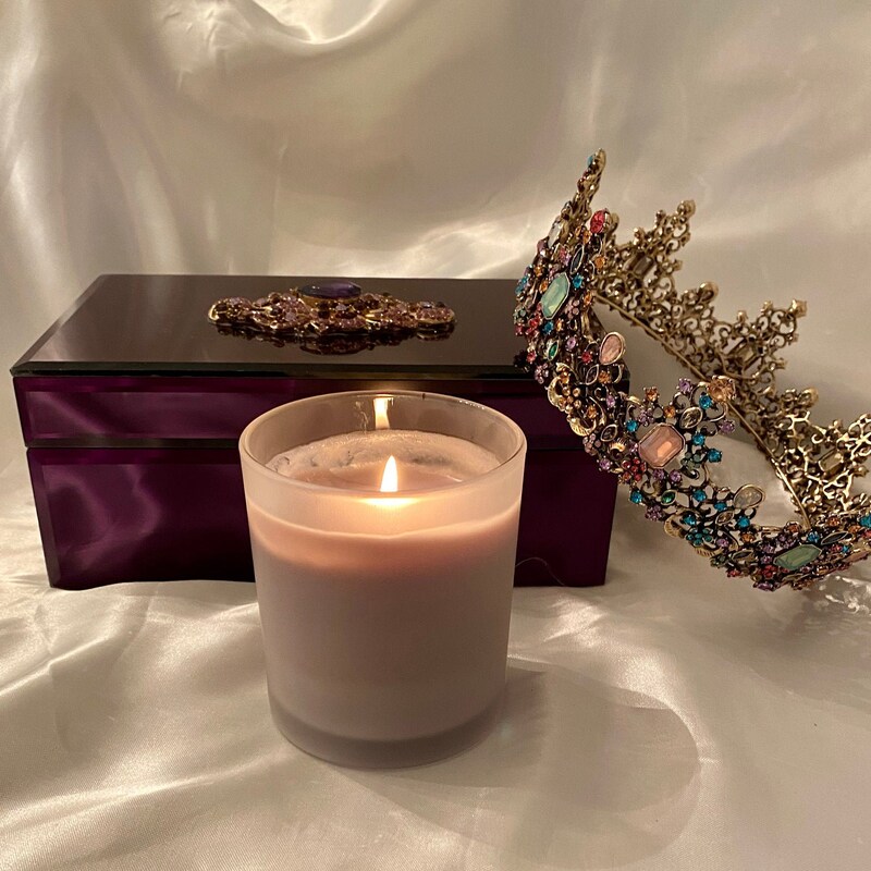 Evil Queen Candle - Etsy