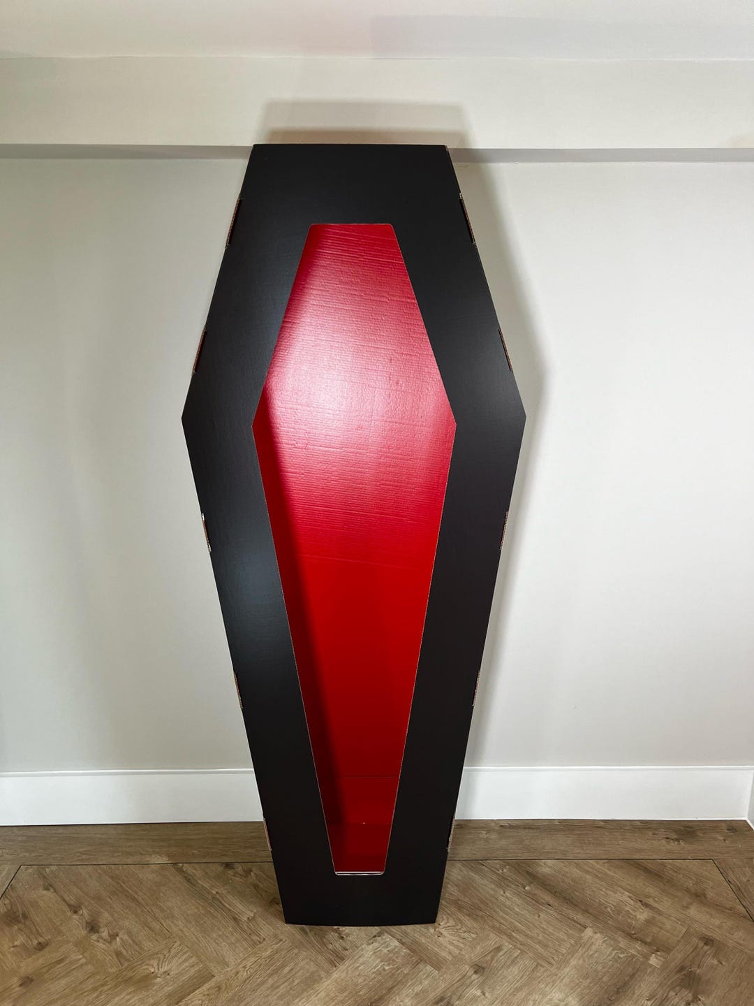 Life-size 3D Cardboard Casket | Spooky Goth Home Decoration | Reusable ...