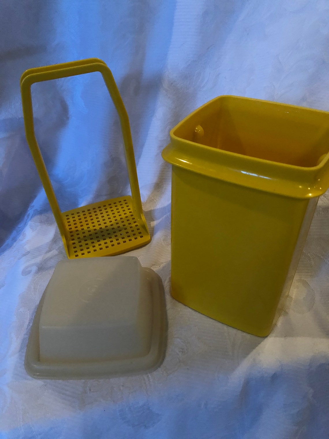 Vintage Tupperware Pickle Container C.1970s. Preowned in Very - Etsy