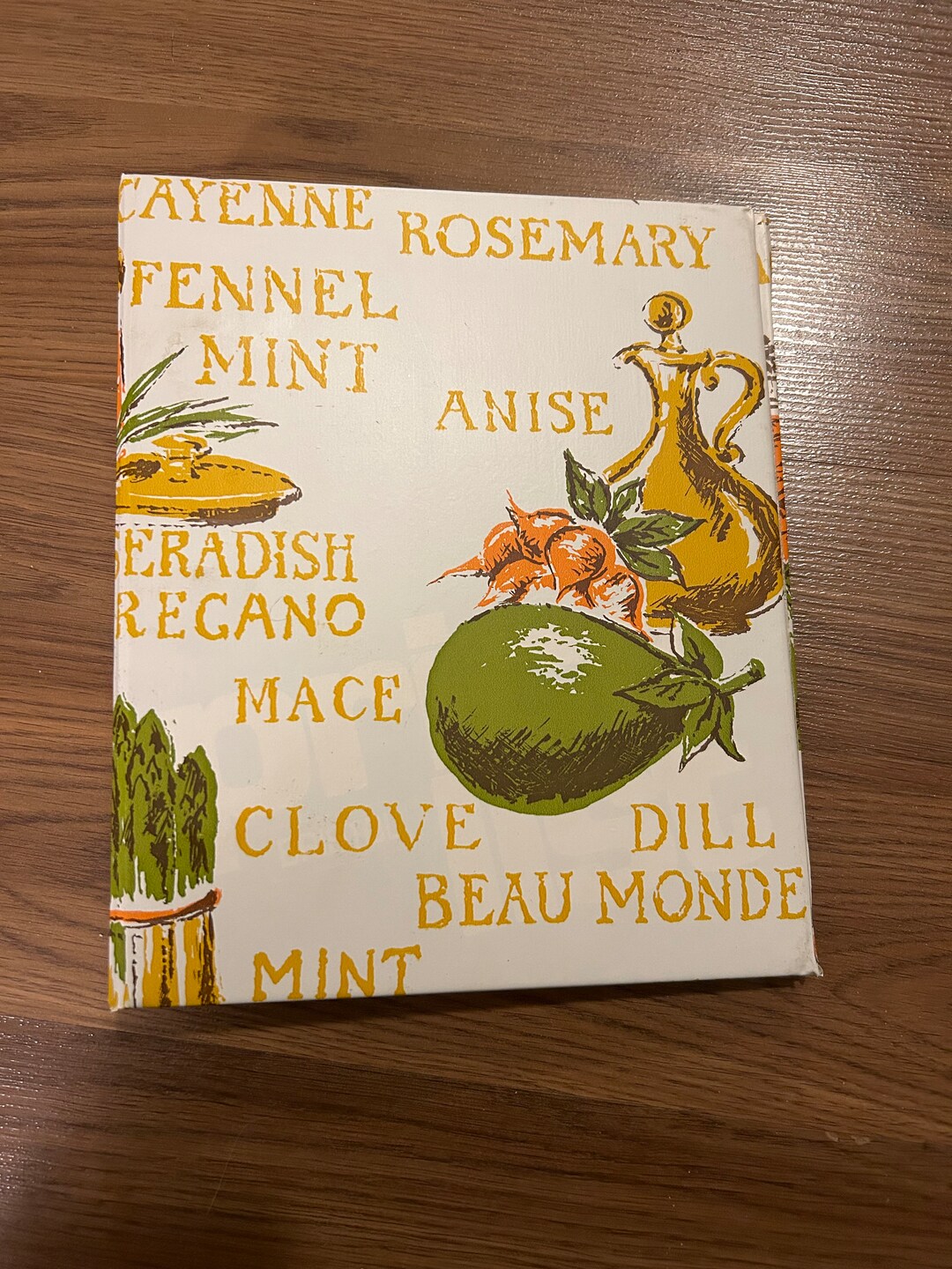 Country Kitchen BOHO Recipe Storage File C1970s Orange and Apple Greens ...