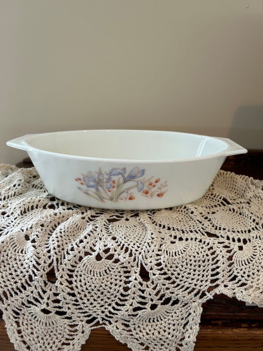 A Made in England Oval Pyrex Dish in the Iris Pattern, Preowned in ...