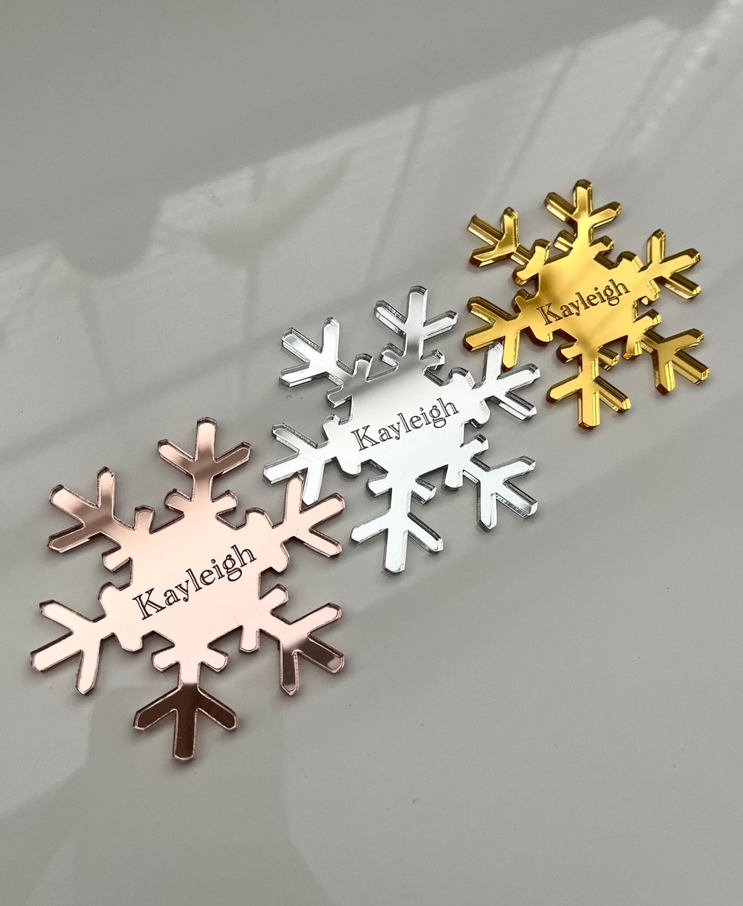 Snowflake Engraved Name Plate, Christmas Dinner Party Name Place ...