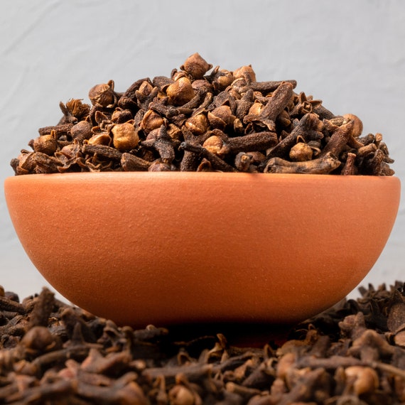 Freepik Blending Pomegranate Seeds Cloves Spice, Whole Tea Laung ...