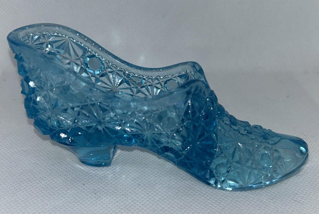 Vintage Blue Button & Daisy 6" Shoe - Etsy
