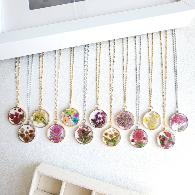 Flower Necklace - Etsy