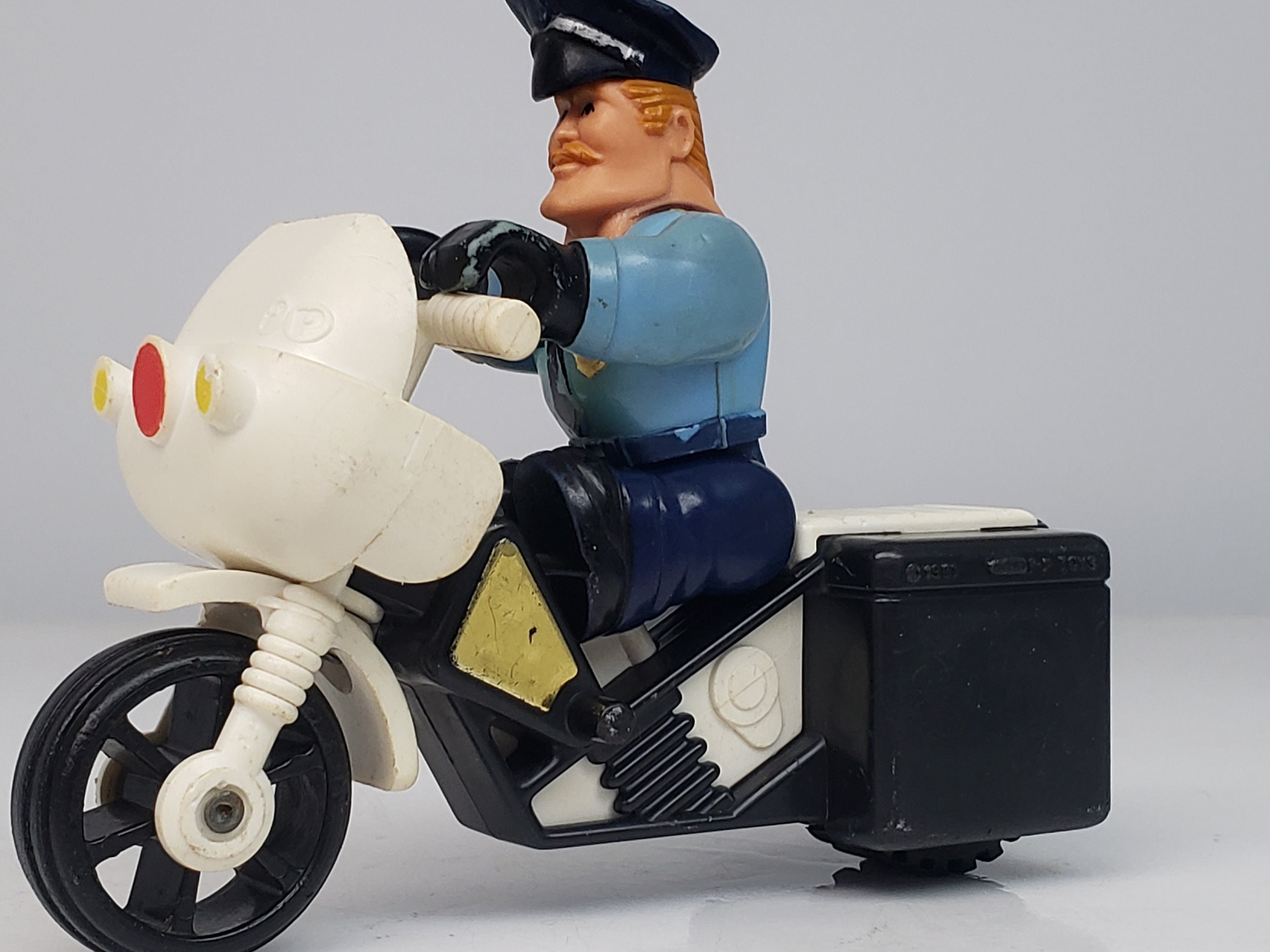 Fisher Price HUSKY HELPERS Police Motorcycle - Etsy