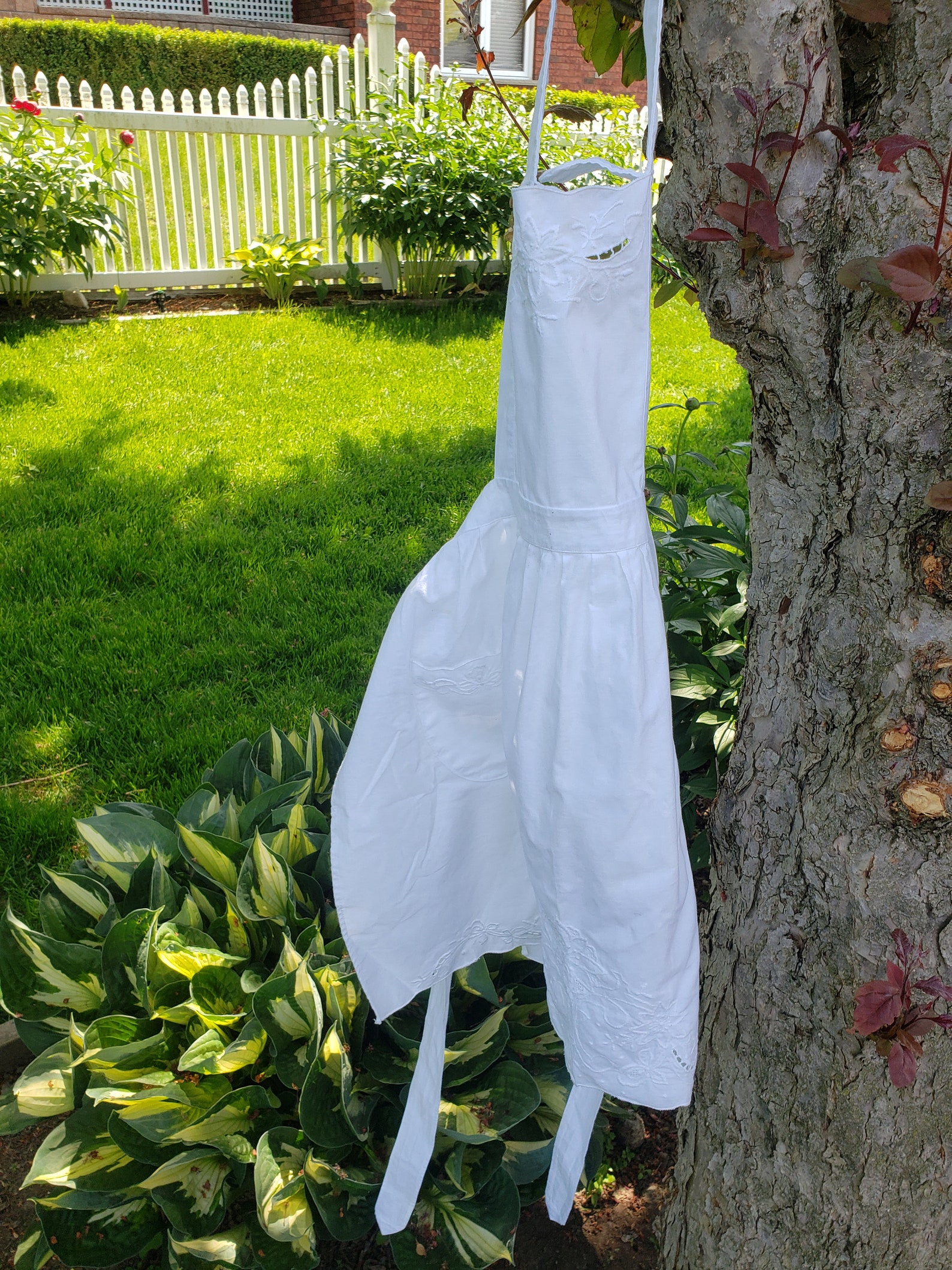 White on White Full APRON - Etsy