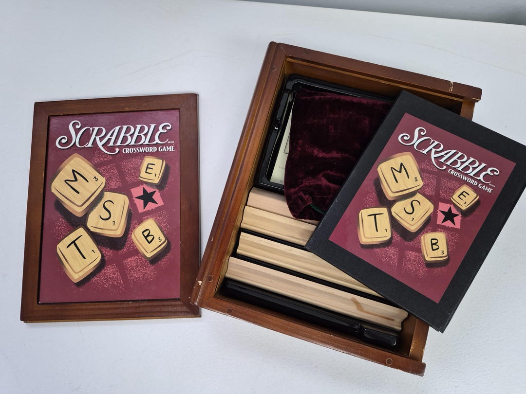SCRABBLE Fold up BOARD GAME - Etsy