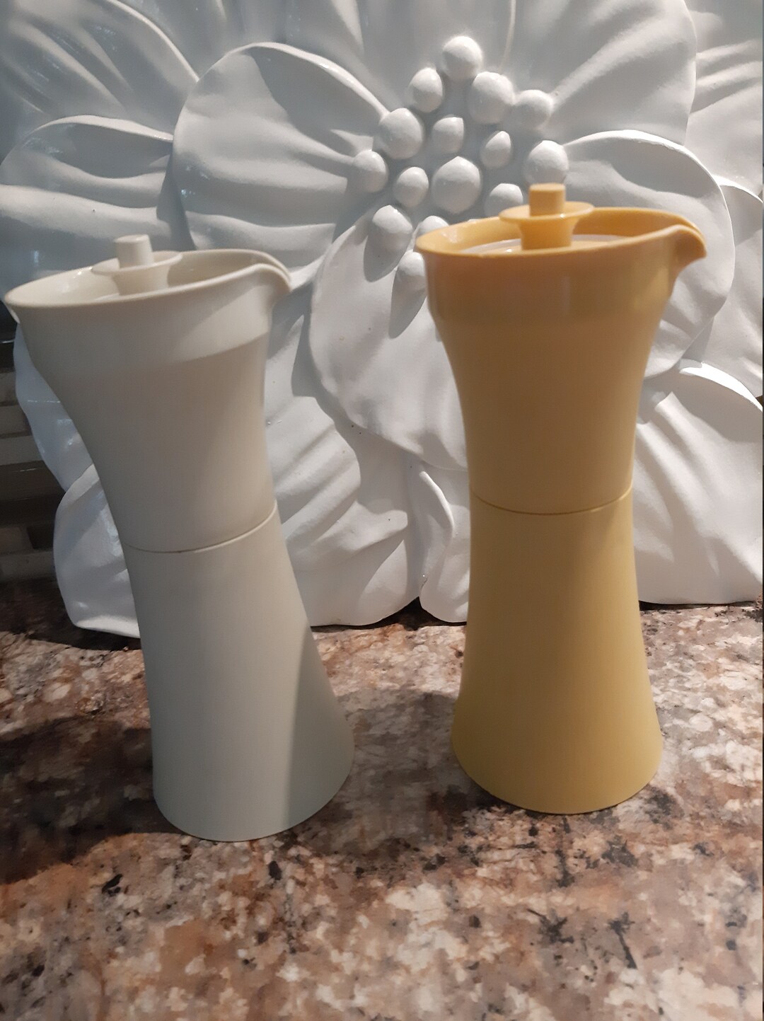 Tupperware Condiment Containers..salad Dressing Cruets - Etsy