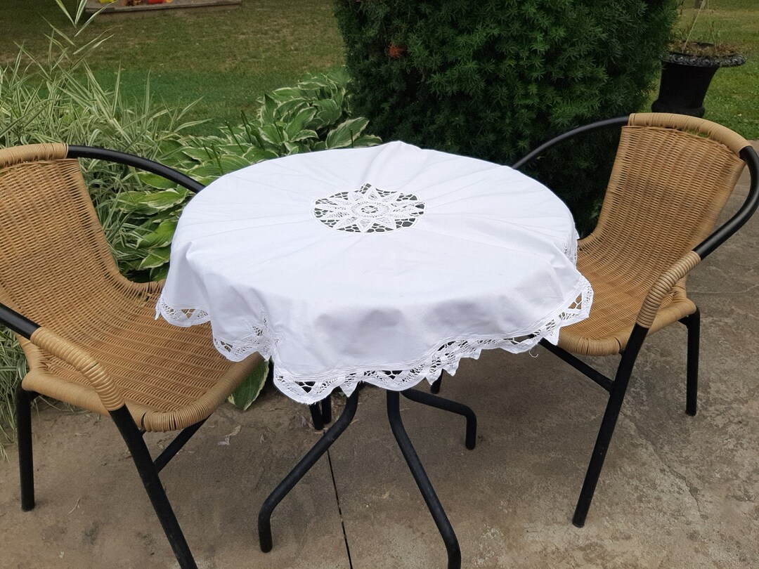 ROUND Battenburg Lace Tablecloth - Etsy