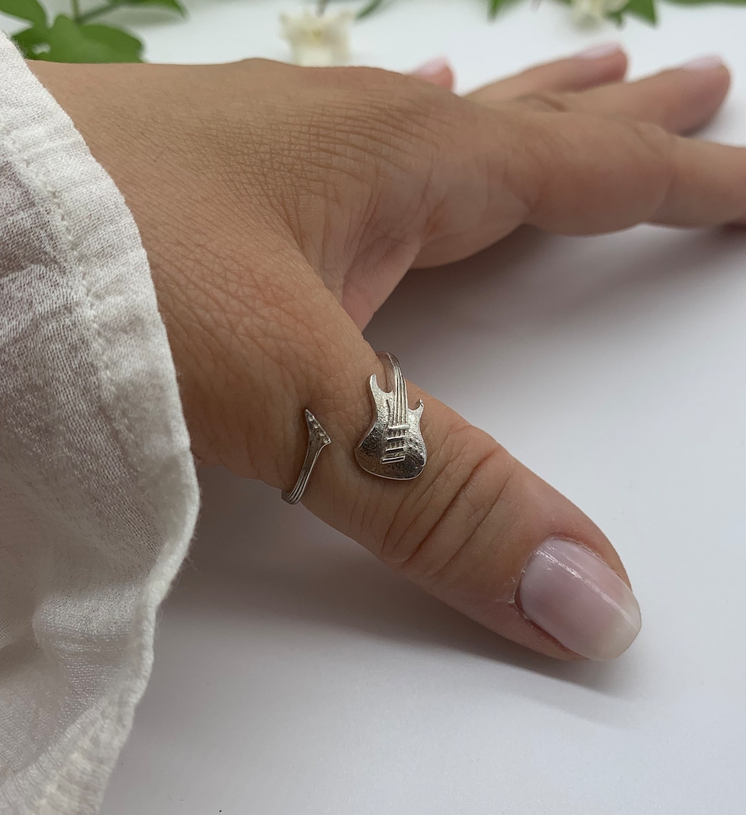 Thumb Adjustable Silver Guitar Ring - Guitar Jewelry - Music Ring ...