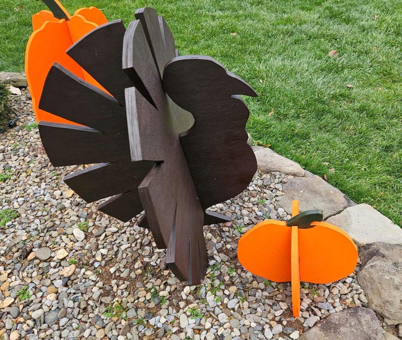 Lawn Turkey Pattern. Large 2 Feet Tall/wide 3D Thanksgiving Decoration ...