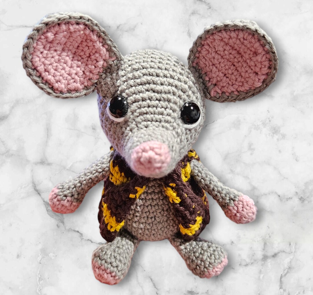Malvin the Mouse Crochet Pattern, Pocket Size Crochet Mouse Pattern ...