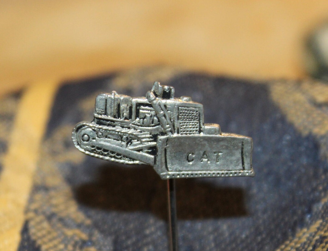 Caterpillar Bulldozer Pin - Vintage Construction Equipment Advertising ...