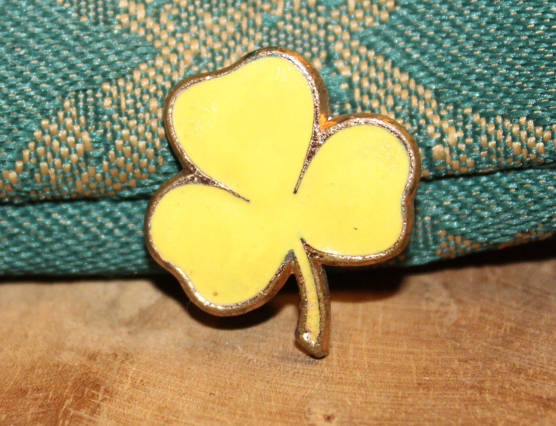 Vintage Scouting Pin - Girl Scout Guide Annual Trefoil Badge - Etsy