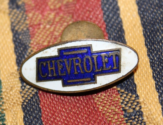 Antique Chevrolet enamel car lapel pin - Chevy advert… - Gem