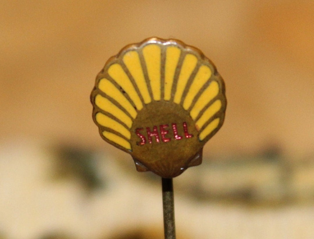 Vintage Shell Motor Oil Employee Badge - Vintage Enamel Petrol ...