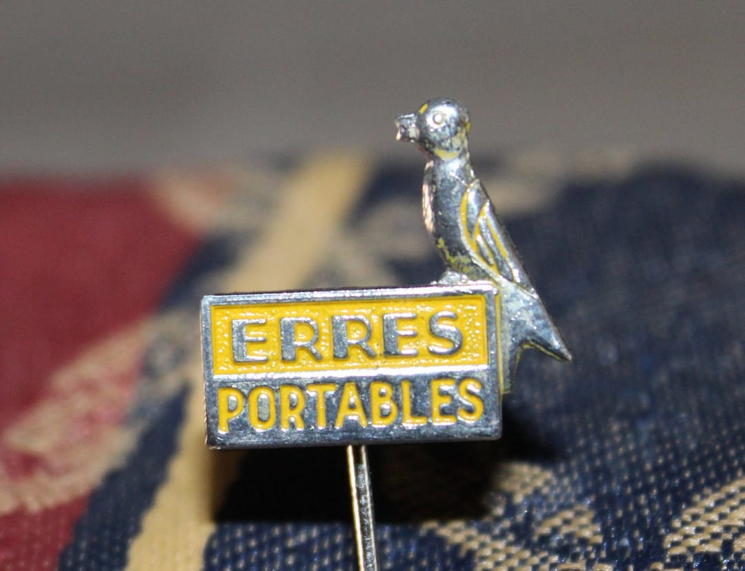 Vintage Erres Portable Radio Pin - Philips Record Player Badge - Etsy