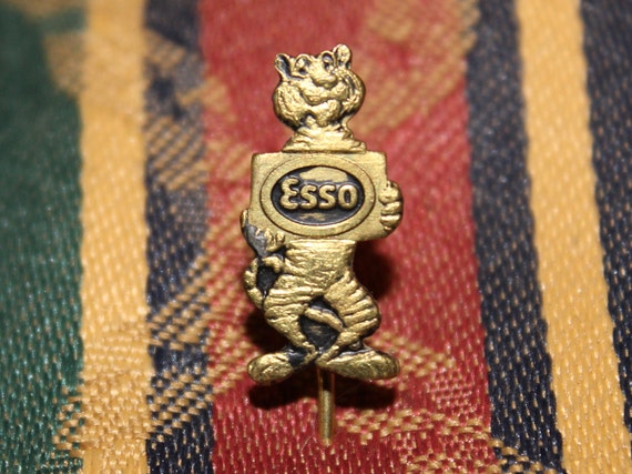 vintage esso tiger pins - 1960's petroliana pin lapel… - Gem