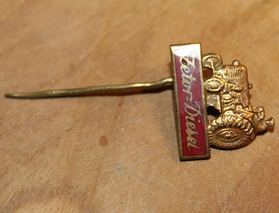 1950's Zetor Diesel Tractor Pin - Vintage Enamel Farm… - Gem