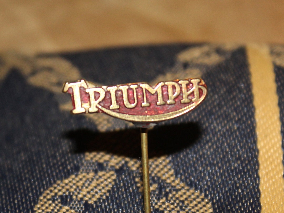 Vintage Triumph Motorcycle Pin Triumph Motor Company Advertising Badge ...