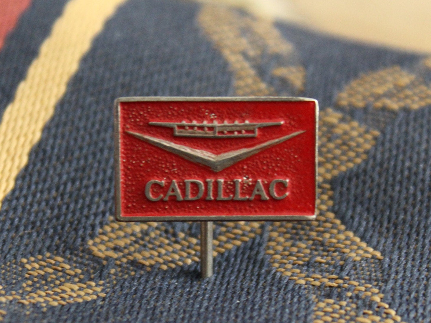 Vintage Cadillac Automotive Pin Cadillac Auto Divisie Revers Logo Badge ...