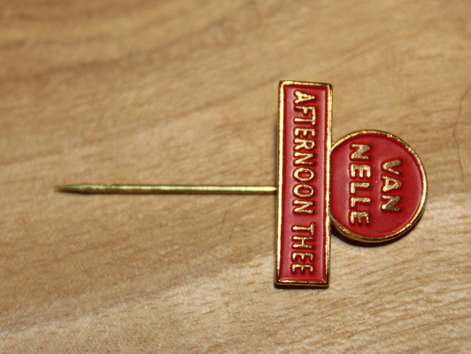 Van Nelle Afternoon Tea Pin 1960's Tabacco Vintage - Etsy