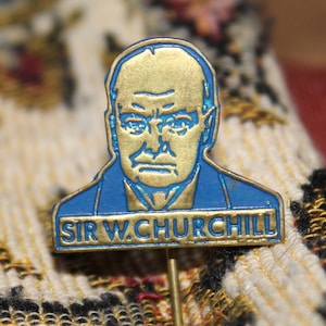 Sir Winston Churchill Pin Political Badge Blue - Vintage British ...