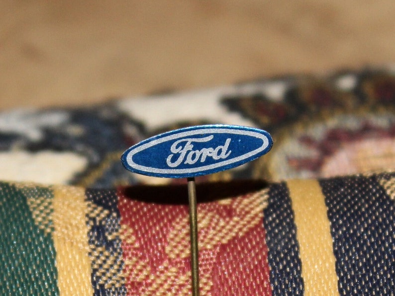 Vintage Ford Pin Badge American Car Automotive CA 1960 - Etsy