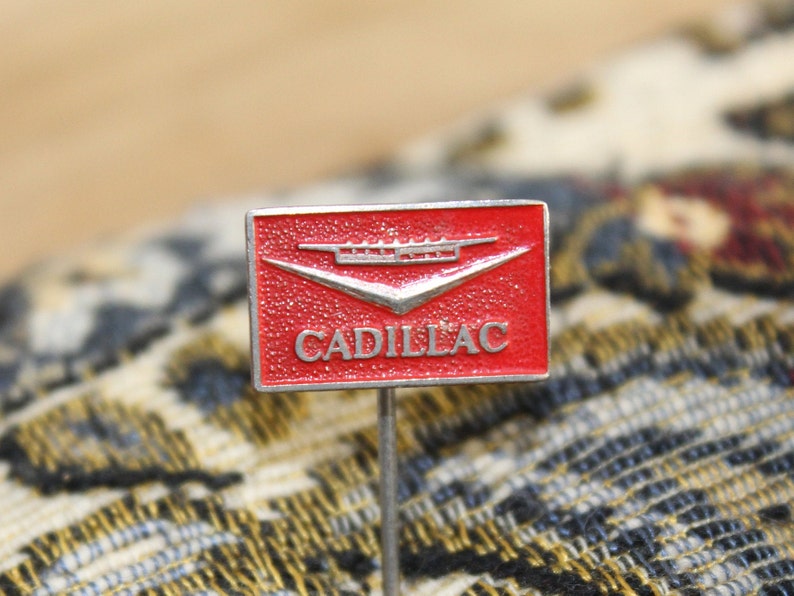 Vintage Cadillac Automotive Pin Cadillac Auto Divisie Revers Logo Badge ...