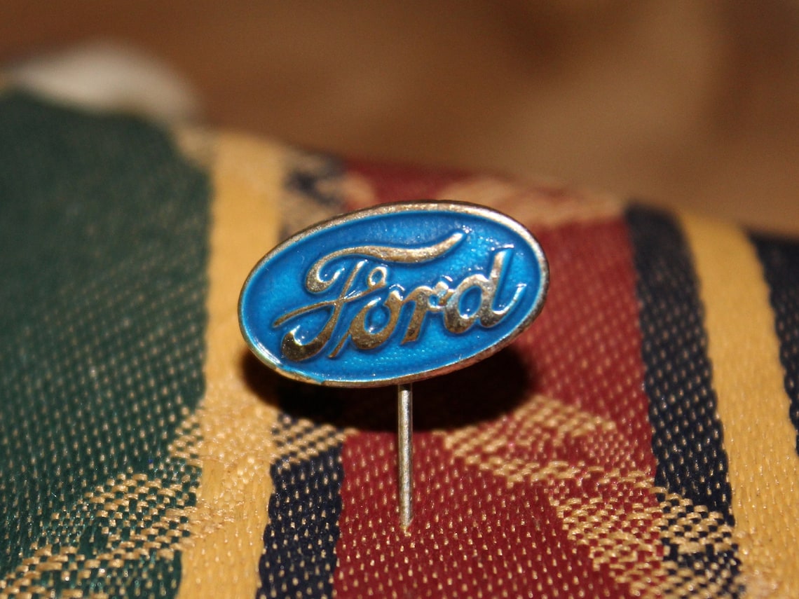 Vintage Ford Pin Badge American Car Automotive CA 1960 - Etsy