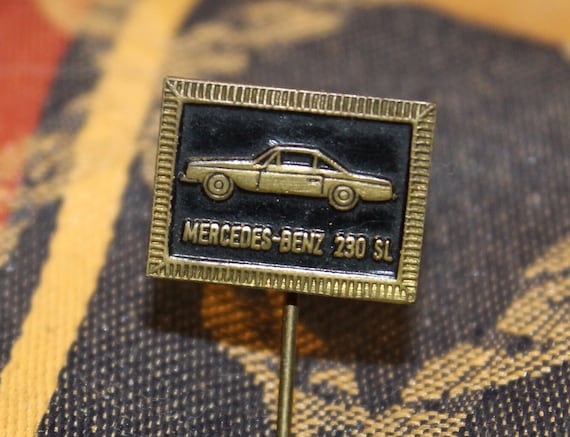 Mercedes benz 230 SL / Vintage pin badge / Classic ca… - Gem