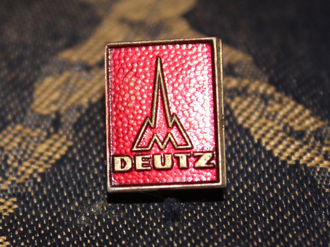 Deutz AG Hat Pin - Agricultural Automotive Engine Advertising Badge ...