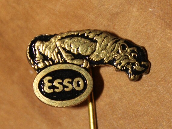 vintage esso tiger pins - 1960's petroliana pin lapel… - Gem